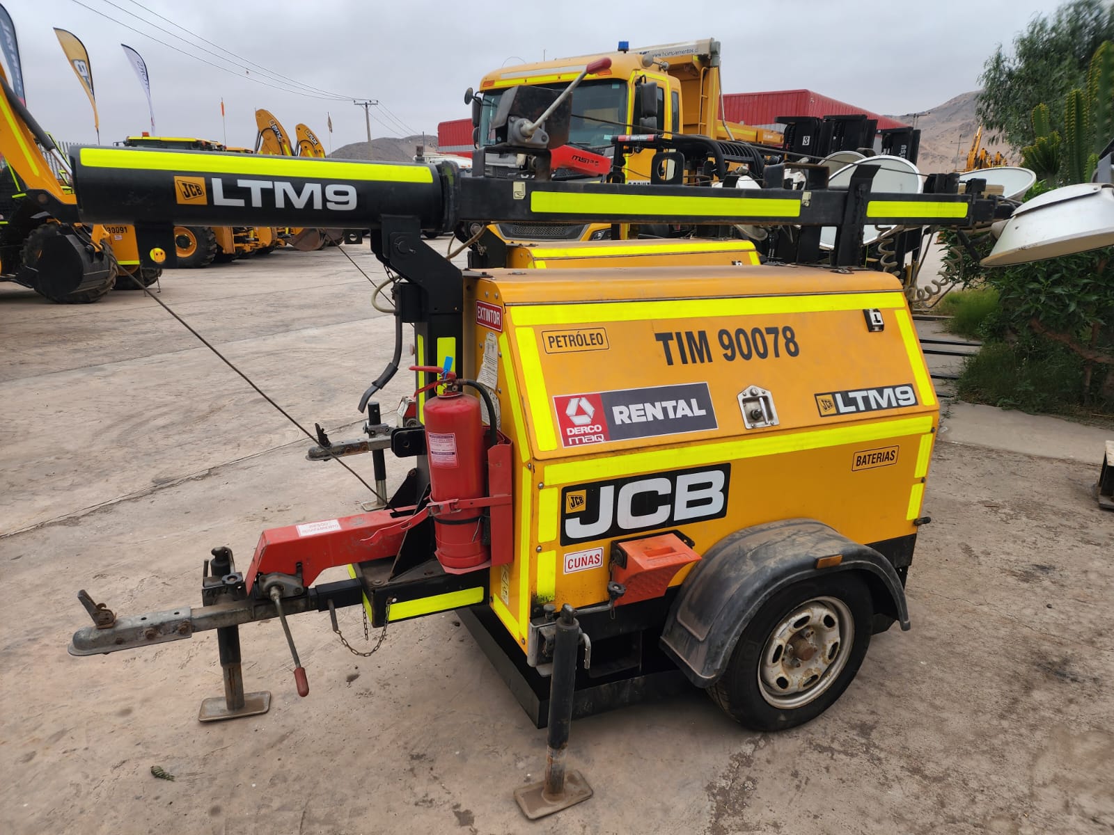 Torre de iluminación JCB LT_M9 usada 2021 (78) JCB - https://www.dercomaq.cl/